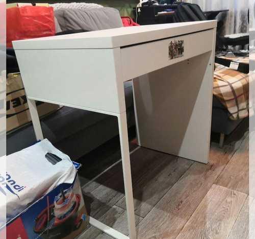 Стол IKEA micke