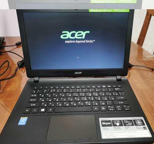 Продается нетбук Acer б/у немного