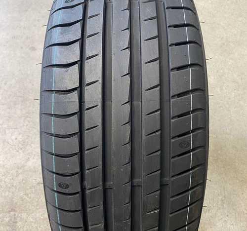 Triangle EffeXSport TH202 245/40 R20 99Y