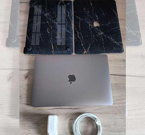 Ноутбук Apple Macbook air 13, m1, 8/256 space gray