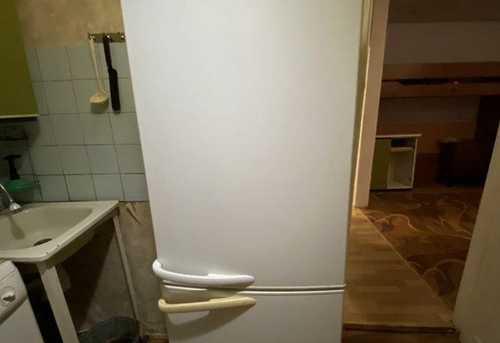 Холодильник б/у, рабочее состояние