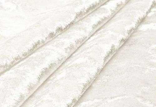Ткань бархат мраморный белый с дефектом 2 метра