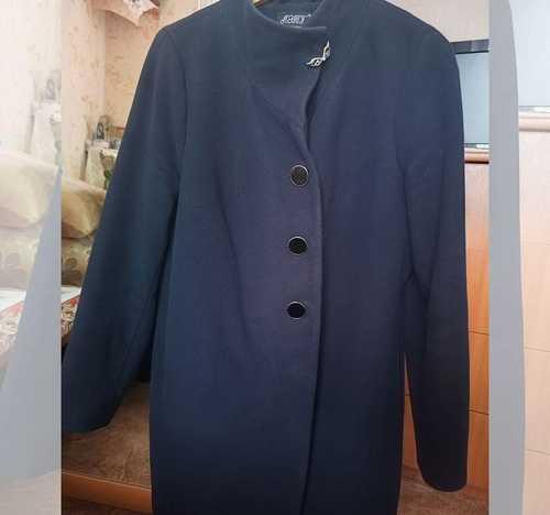 Пальто женское 48 50 бу