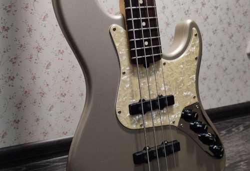 Fender American Deluxe Jazz Bass Shoreline Gold