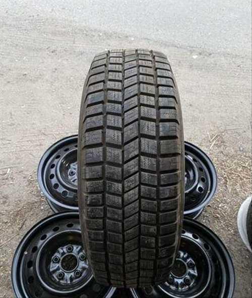 Michelin 4x4 XPC 235/70 R16