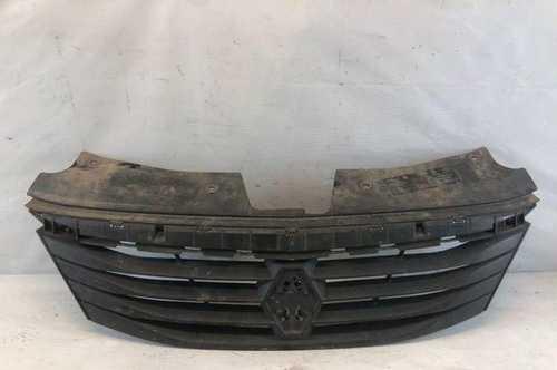 Решетка радиатора Renault Logan 1 2004-2014