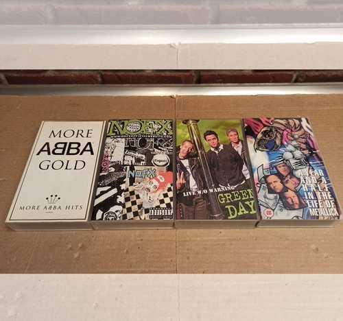 VHS abba, nofx, Green day, Metallica