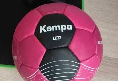 Гандбольный мяч kempa