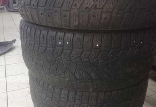 Pirelli Carrier Winter 235/55 R17 72F