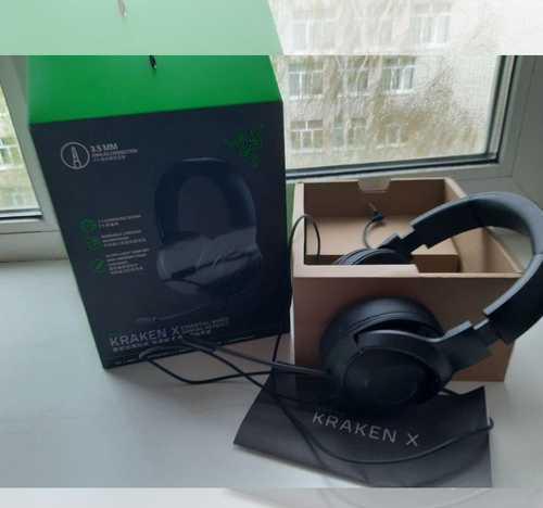 Игровые наушники Razer Kraken X