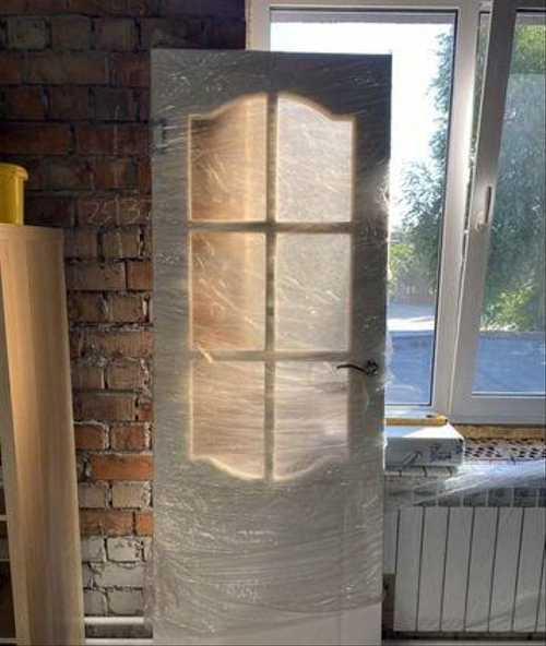 Дверь межкомнатная со стеклом
