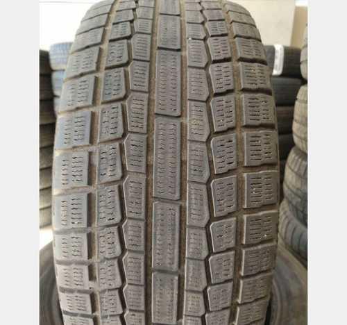 Yokohama Ice Guard IG20 235/55 R17