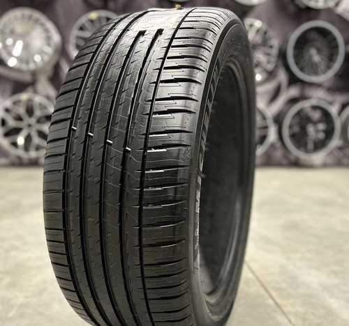 Michelin Pilot Sport 4 285/45 R21 113Y