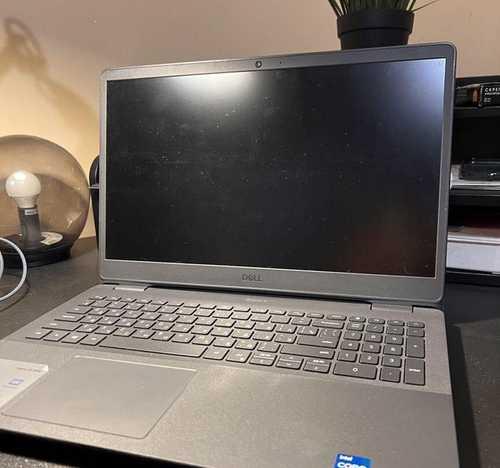Ноутбук Dell Vostro 3500 (i5-1135G7 8Gb 256Gb)