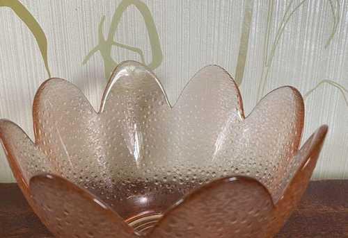 Розовые вазы СССР из цветного стекла