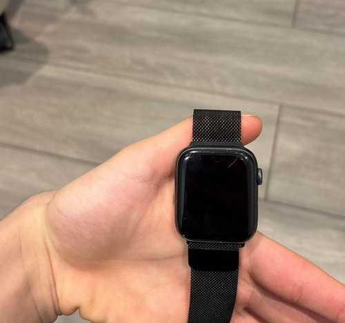 Apple watch se 44mm 2020