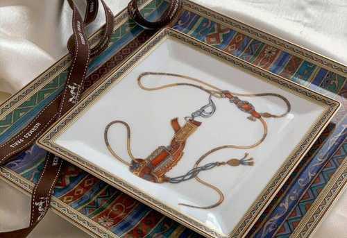 Тарелки квадратные Hermes Cheval d'Orient оригинал
