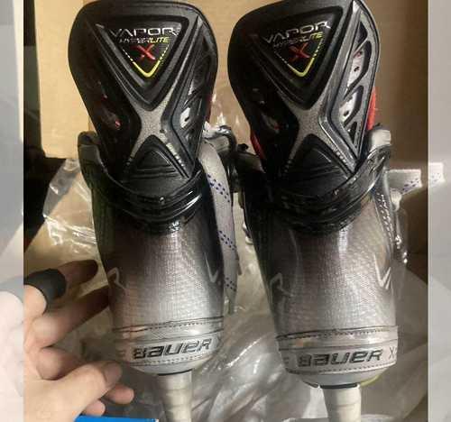 Хоккейные коньки bauer vapor hyperlite 8 fit3