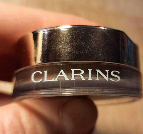 Тени для век clarins