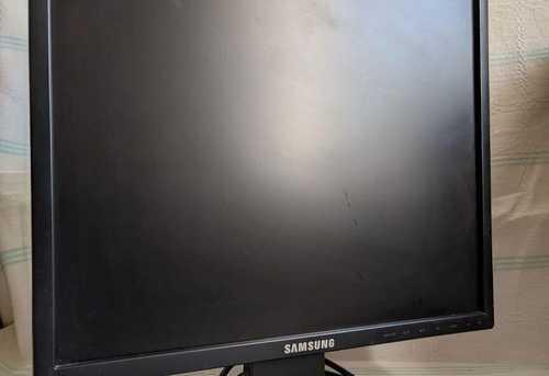 Монитор Samsung
