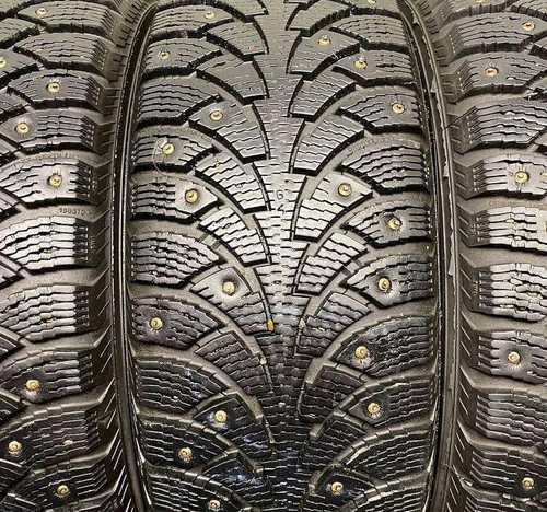 Nokian Tyres Hakkapeliitta 4 215/60 R16 95T