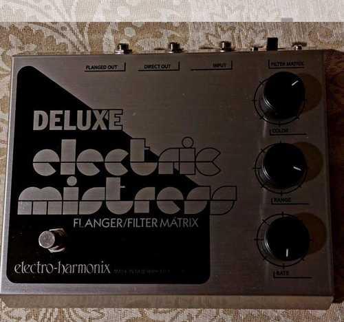 Гитарная педаль EHX electric mistress deluxe