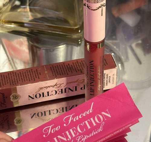 Помада плампер Too Faced