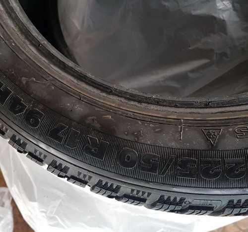 Kormoran Snow 225/50 R17 94T