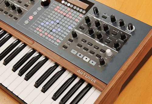 Arturia Polybrute