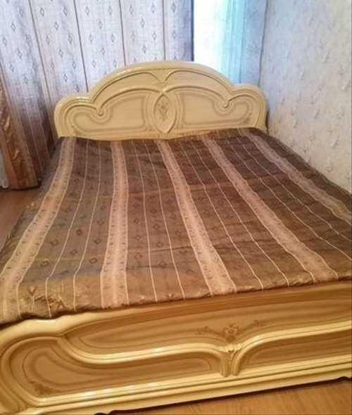 Кровать двухспальная 160 200 бу без матраса