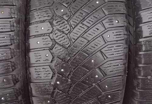 Gislaved Nord Frost 200 215/60 R16