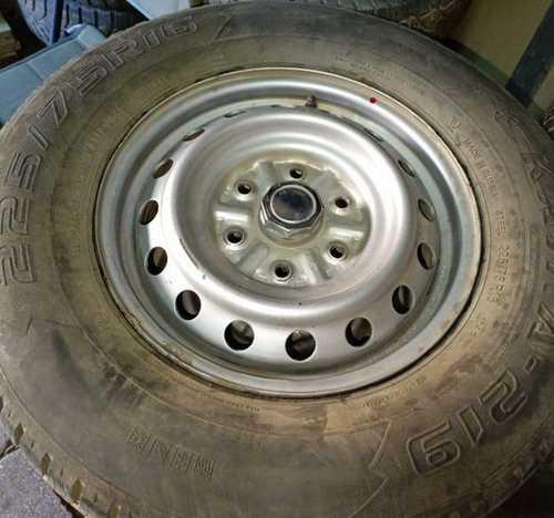 КАМА Кама-219 225/75 R16 104Q