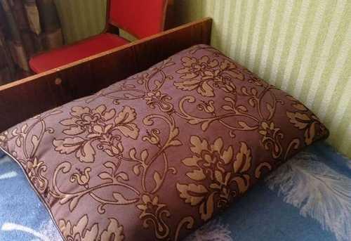 Декоративная подушка
