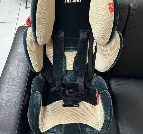 Автомобильное кресло recaro young sport