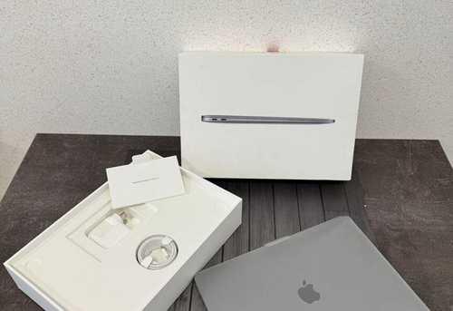 Apple MacBook Air 13 m1 8/256GB