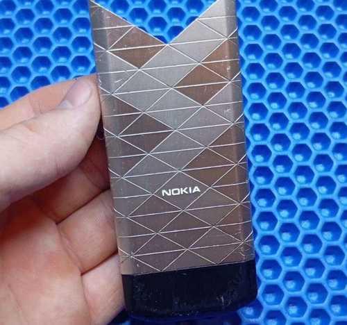 Nokia 7900 prism. Задняя крышка. Серебро