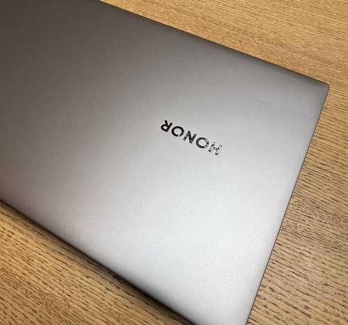 Honor MagicBook Pro