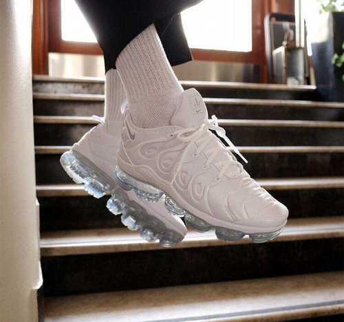 Кроссовки Nike vapormax plus