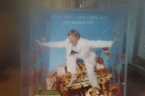 Элтон Джон. CD и DVD с концертом