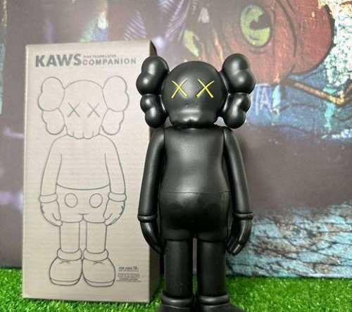 Игрушка Kaws черная