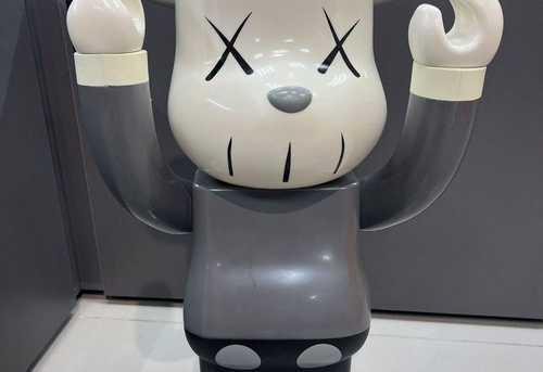 Bearbrick 70 см kaws