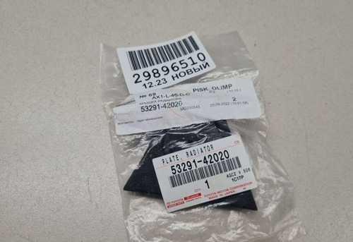 Накладка кожуха замка капота Toyota RAV 4 2013-201