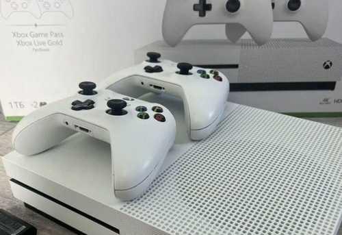 Xbox One S с играми в прокат