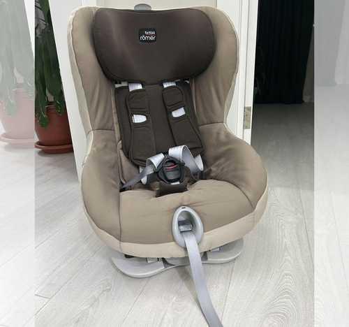Автомобильное кресло britax romer king 2
