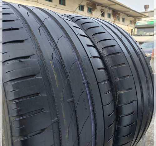 Nokian Tyres Hakka Black SUV 295/40 R20