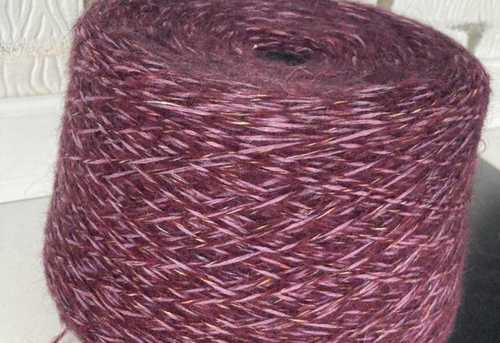 Пряжа для вязания лиловая