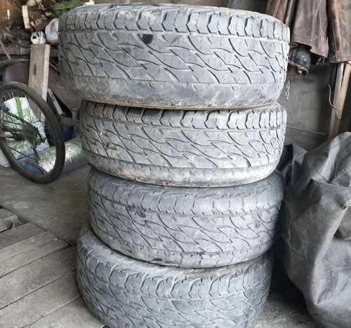 Bridgestone Dueler A/T 697 235/60 R16