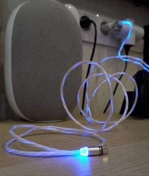 Светящийся кабель для зарядки смартфона Lighting