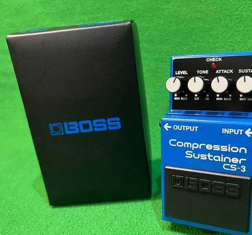 Педаль компрессор boss CS-3 состояние новой