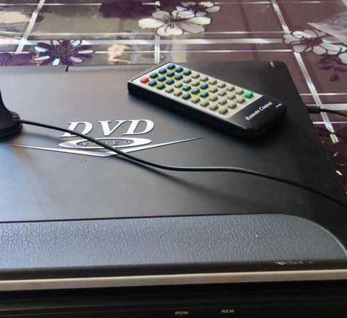 Портативный DVD EVD плеер TV/FM/USB/Game
